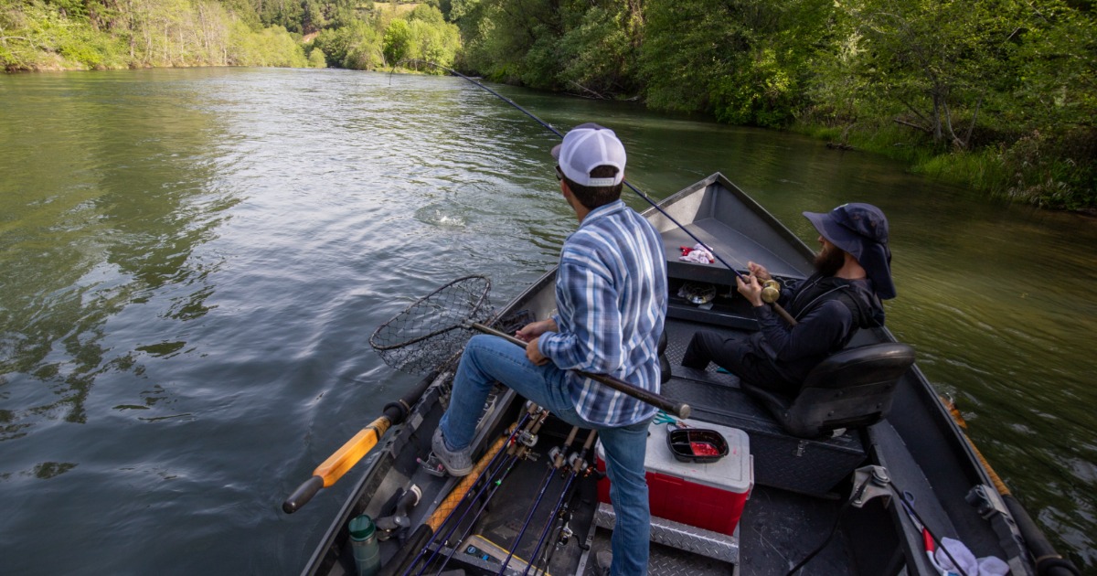 Your Guide to Fishing the Rogue River